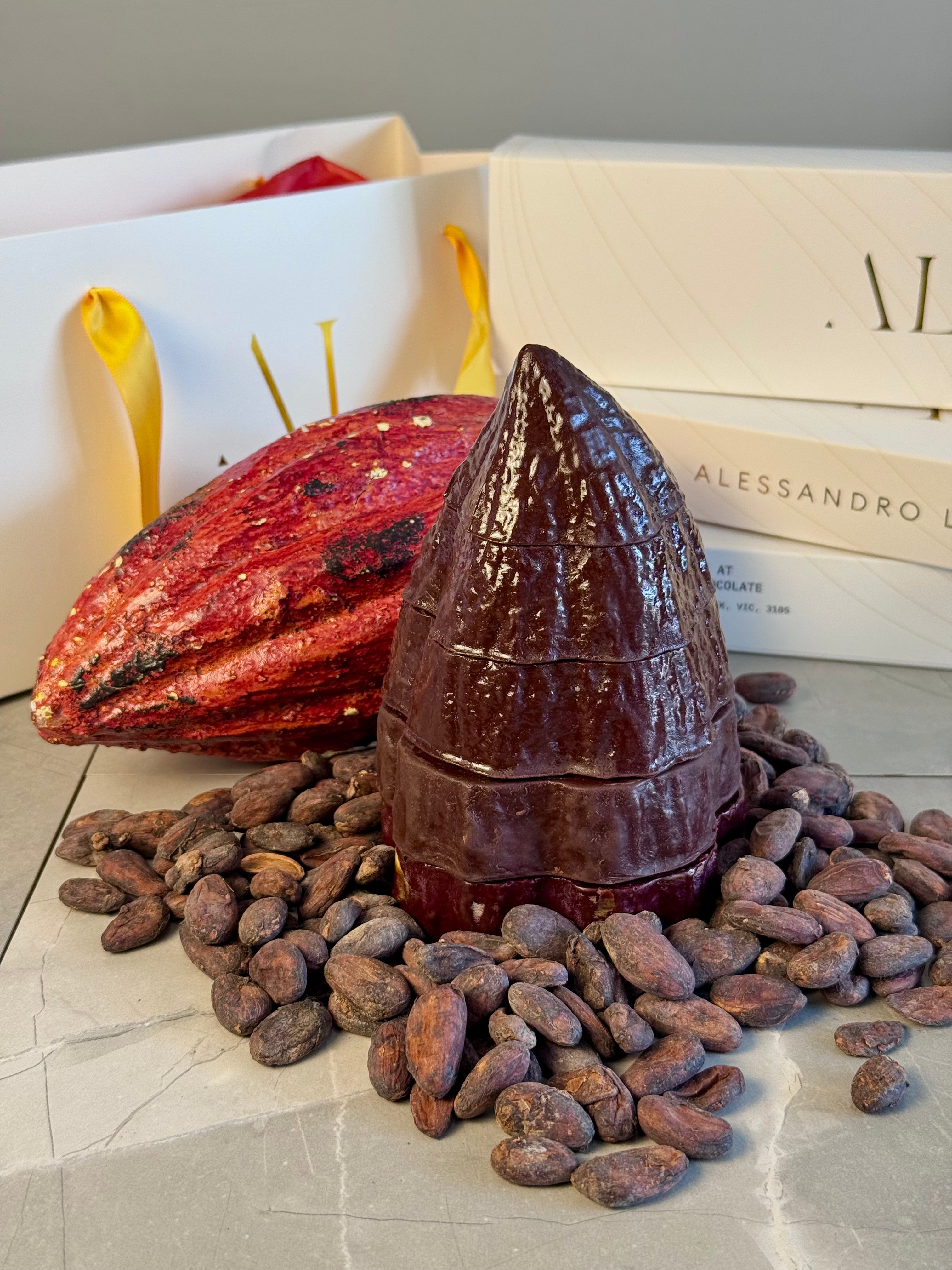 The Cocoa Pod – Alessandro Luppolo